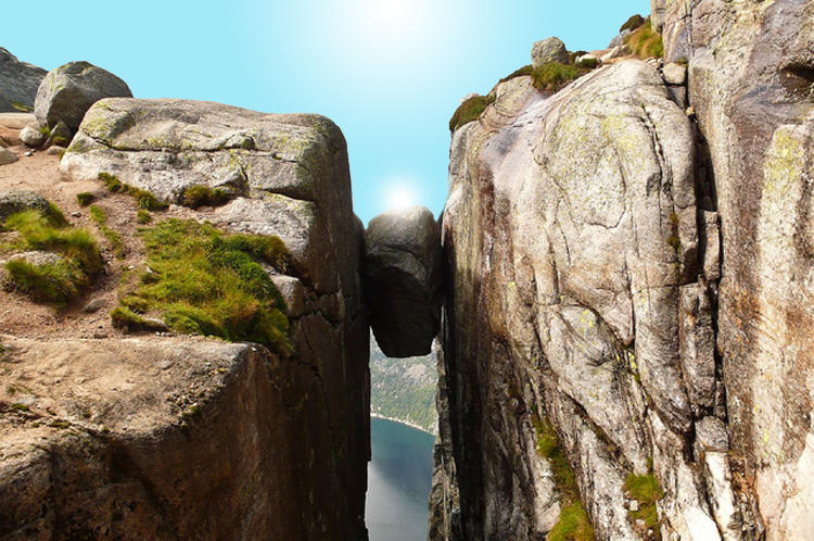 Stuck Between Two Worlds – Musings of a Momma